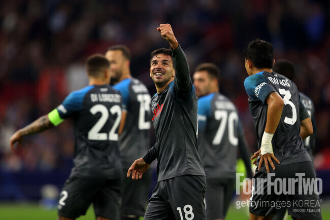 [ucl.told] 3G 13골…’김민재 수비’만큼 강력한 나폴리의 공격