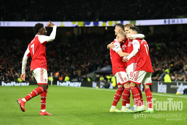 [epl.told] 특정 선수에게 기대지 않는다…EPL 1위 아스널의 완벽한 공격 밸런스