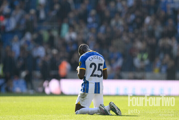 “세계 최고의 수비형 MF”...‘EPL 레코드 1950억’ 카이세도, 최악의 데뷔전→포체티노 신임→루턴에 3-0 대승