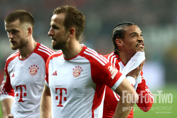 [ucl.review] '미니 한일전' 성사! '퇴장+PK 헌납' 우파메카노 호러쇼...뮌헨, 라치오에 0-1 패