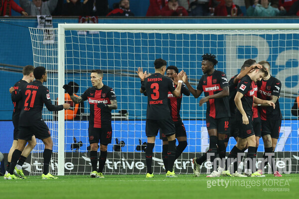 [ucl.review] '미니 한일전' 성사! '퇴장+PK 헌납' 우파메카노 호러쇼...뮌헨, 라치오에 0-1 패