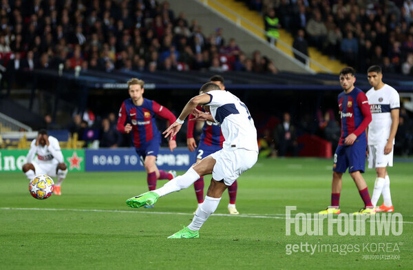 [ucl.told] 바르셀로나 상대로 '4-1 대역전승' PSG, 승부를 갈랐던 3가지 순간