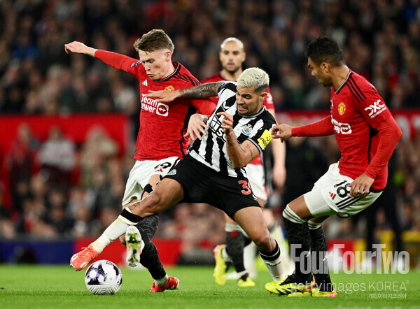 [pl.review] '디알로 1골 1AS' 맨유, 뉴캐슬에 3-2 승리...최종전에서 UECL 진출 여부 갈린다