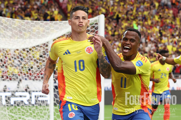 [copa.reveiw] '하메스 1G 2AS'...콜롬비아, 파나마에 5-0 완승→우루과이vs브라질 승자와 4강서 격돌