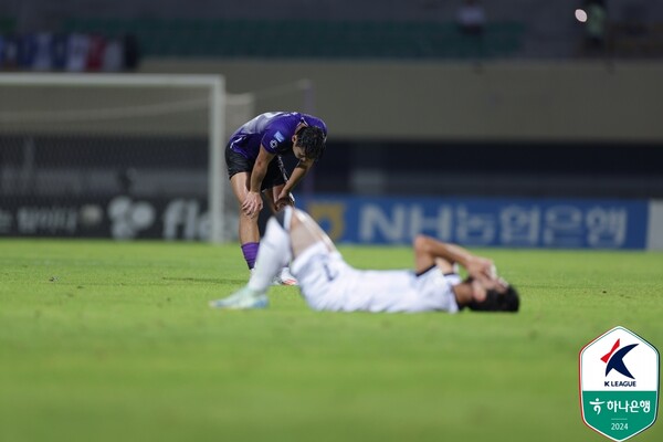 [k2.live] '160경기 연속 출전' 대기록 마감한 주현우...유병훈 감독 "판단 실수였다, 주현우에게 미안해"