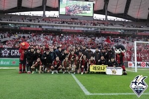 [k1.live] ‘빗속에도 14,419명’ 최다 관중 FC서울, 축구가 재밌으니 관중도 많다