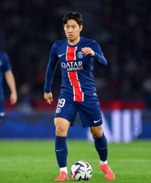 [ucl.review] '15분 출전' 이강인 16강 보인다! '뎀벨레 멀티골' PSG, UCL PO 1차전 브레스트에 3-0 완승